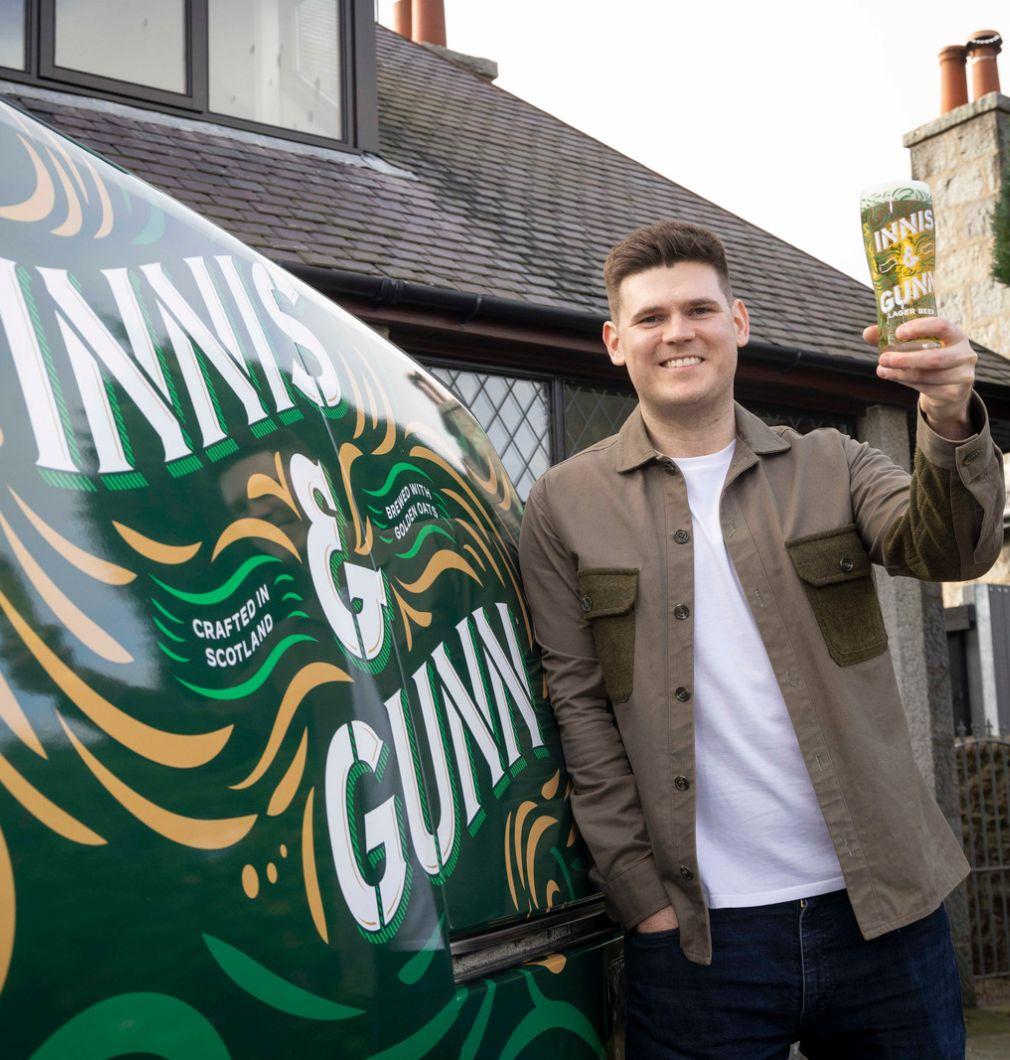 Pints to the People Winner Enjoys Pints at Home | Innis & Gunn